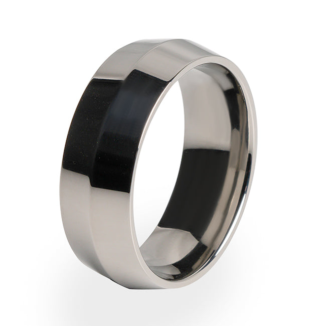 Pyramid - Women's Minimal Titanium Wedding Band | Titanium Rings